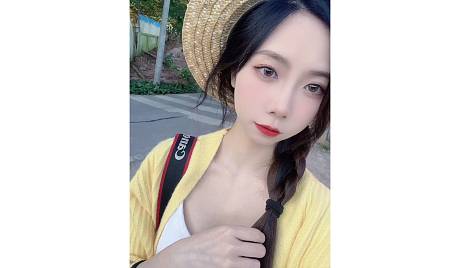 小芙-搜索-专找直播-虎牙直播