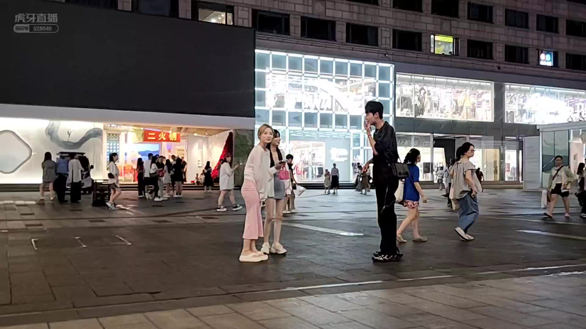 8.22 子圣-798直播名场面_虎牙直播_huya