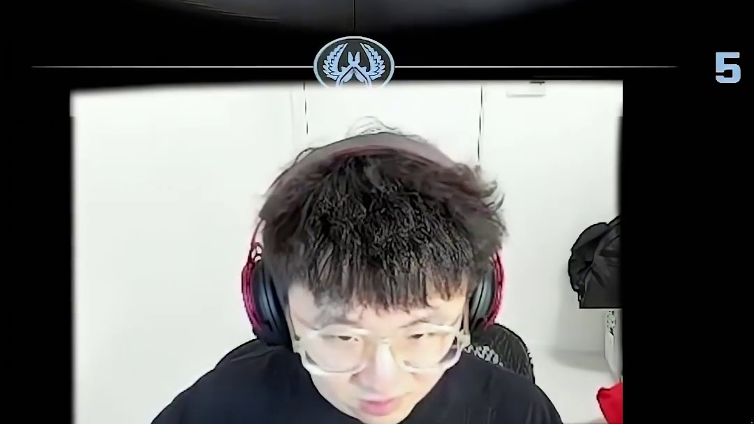 想找个师傅教我怎么打狙 #CS2 #莱昂凯_虎牙直播_huya