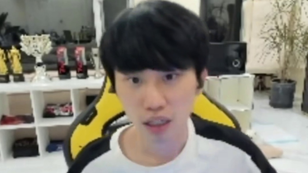 Doinb评价Faker 4K名人堂皮肤含金量多高_虎牙直播_huya