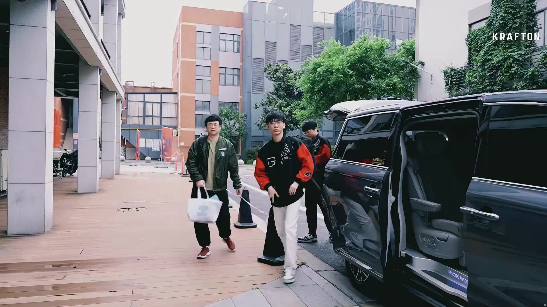 s11-搜索-专找直播-虎牙直播