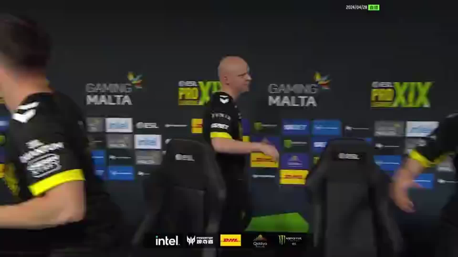 【直播】MGLZ vs 小蜜蜂_虎牙直播_huya