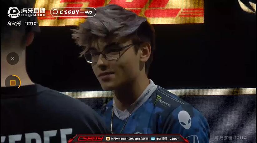 csboy-mo-搜索-专找直播-虎牙直播