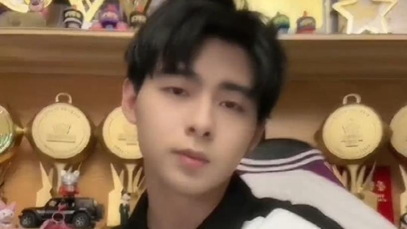 paraboy-搜索-专找直播-虎牙直播