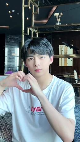 paraboy-搜索-专找直播-虎牙直播