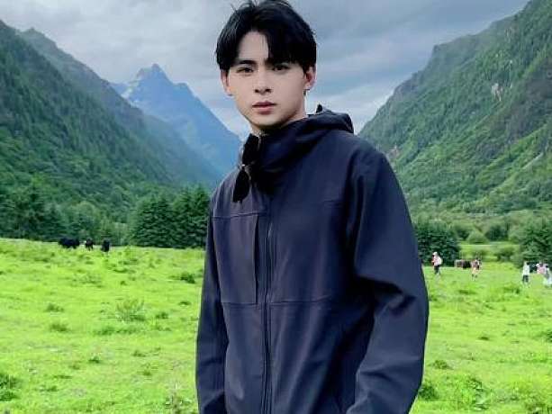 paraboy-搜索-专找直播-虎牙直播