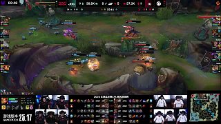 JDG追击过深，TheShy传送绕后，iG反打0换4_虎牙直播_huya