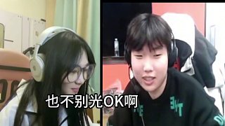 《坤你太莓》恋综双排篇01 AGDoo与eStar草莓踏上甜蜜双排之旅 坤坤哥哥嘴硬说草莓主动加自己_虎牙直播_huya